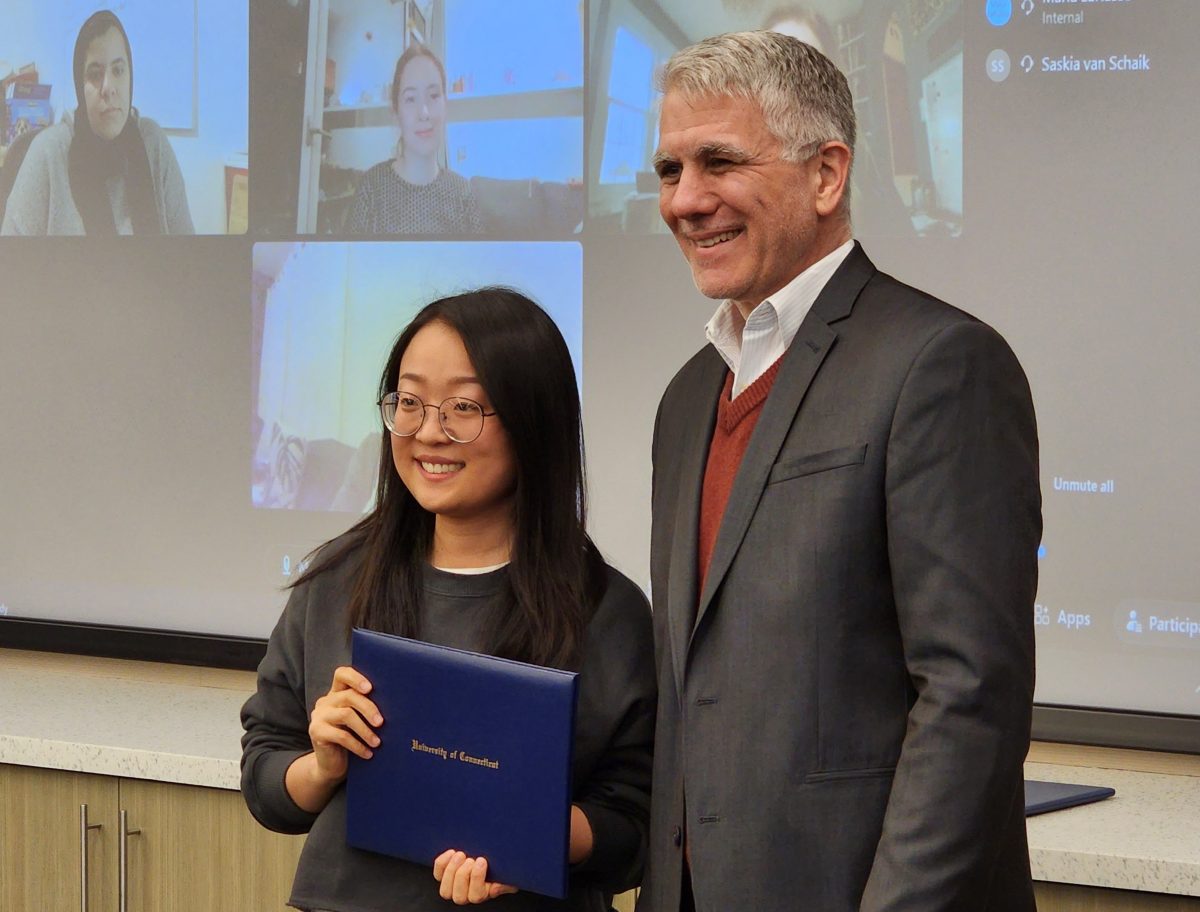 CHHD Graduate Certificate Awarded to 8 Students | Center for the Study ...